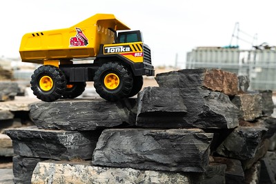 3" Rundle Flagstone - The Black Dirt Company